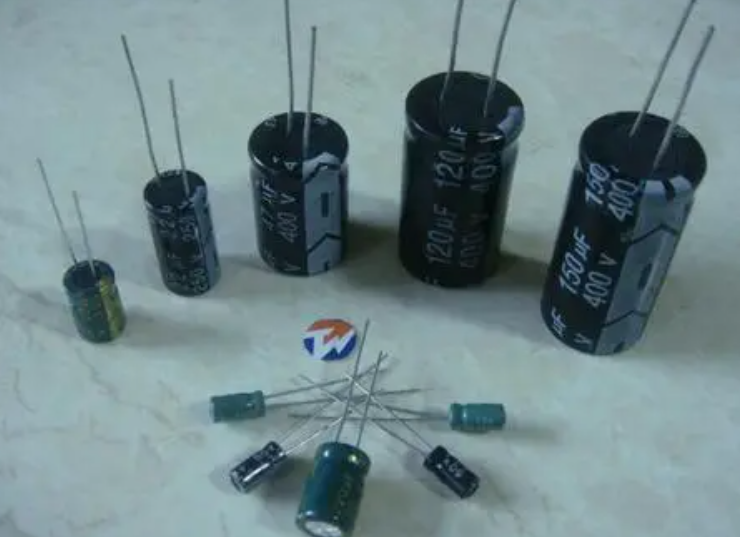 关于电容的科普知识_电容原理-CSDN博客