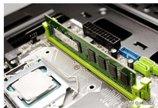 16g电脑内存有什么好处_电脑内存容量都是16GB, 买单根16G好还是双根8G好呢？-CSDN博客