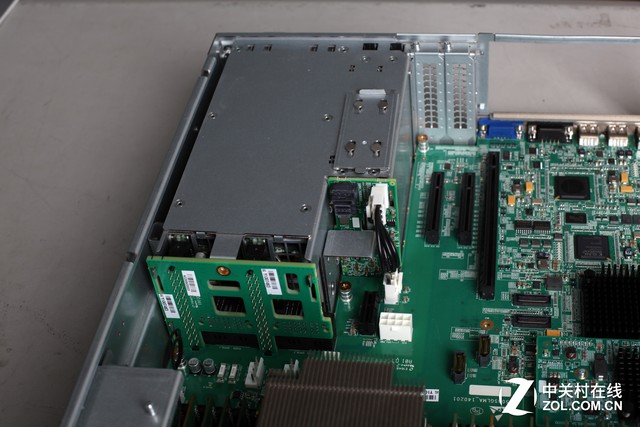中兴r5300g4服务器装系统,ZXCLOUD R5300 G3内部介绍_中兴 R5300 G3_服务器产业-中关村在线...-CSDN博客