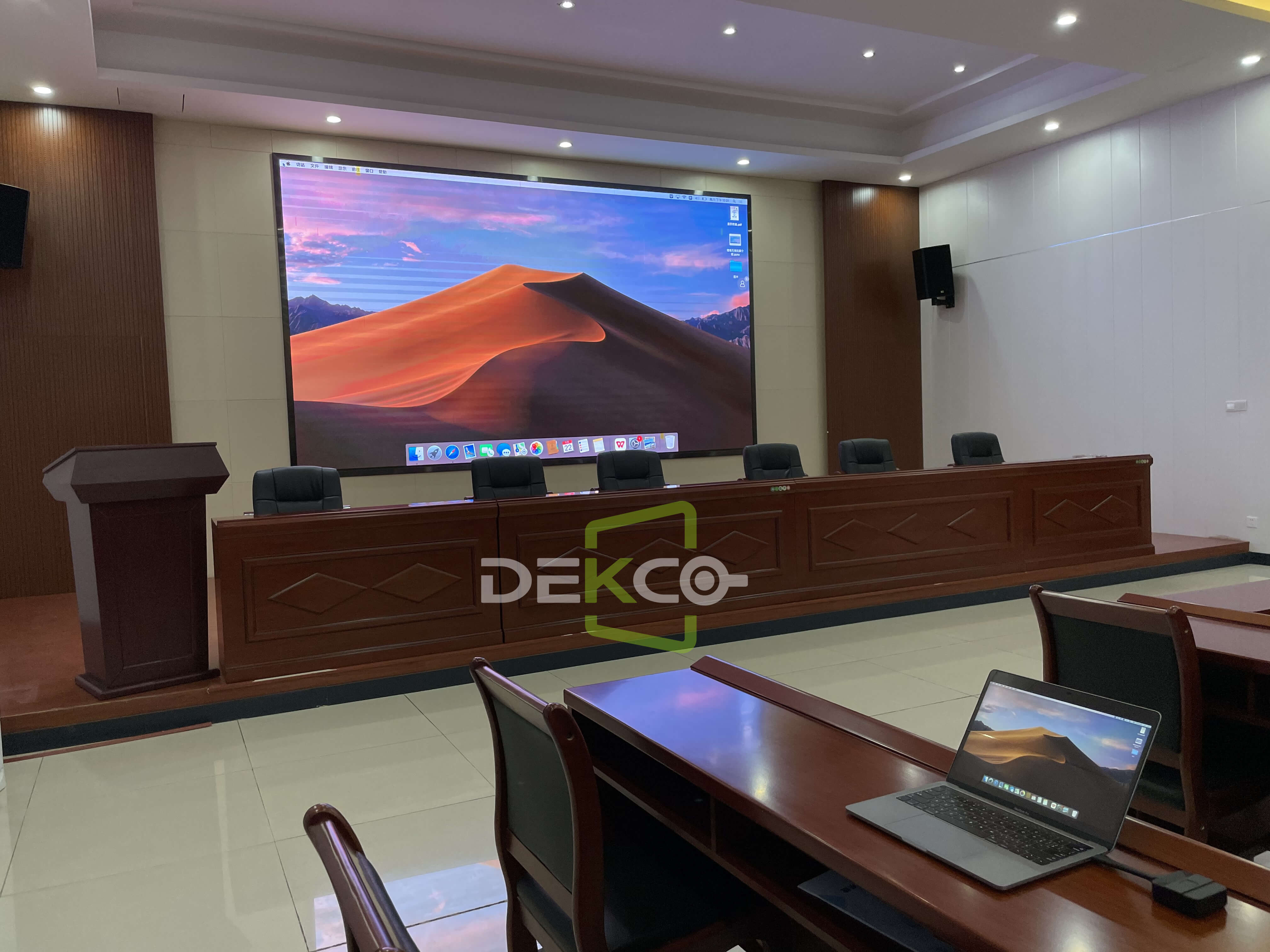 FS68001A是一款5W无线充方案IC兼容WPC Qi v1.2.4最新标准支持5W