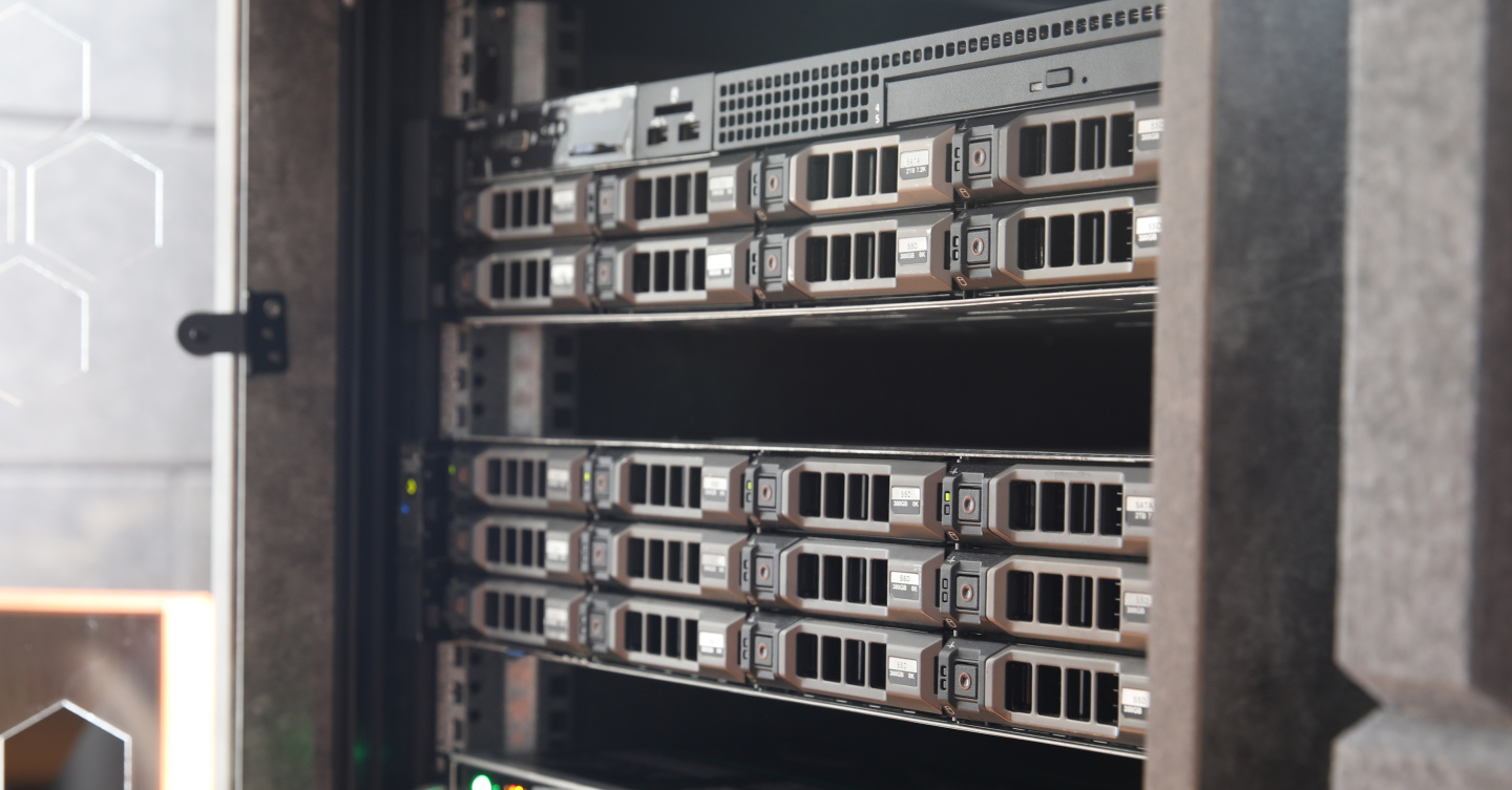 esxi主机配置iscsi_如何用一台UPS控制多台主机的断电自动关机？NetworkUPSTools（NUT）的安装与配置...-CSDN博客