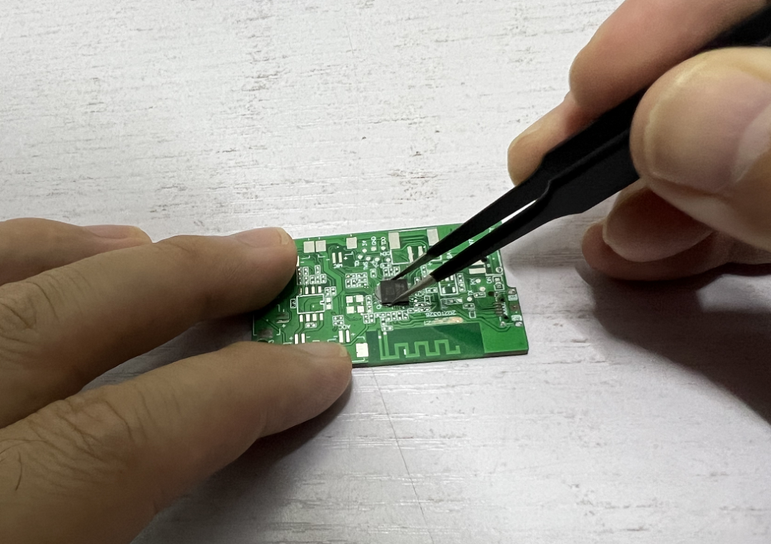 超简单的QFN封装芯片的手工焊接方法，先收藏_qfn封装怎么焊接-CSDN博客