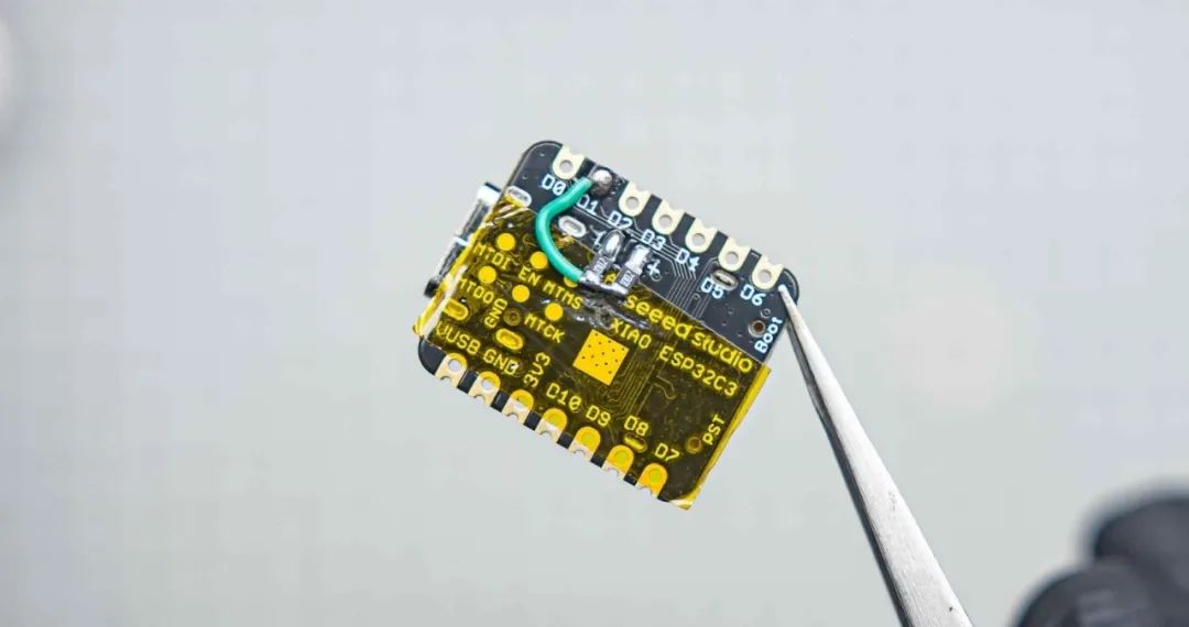 创客项目秀|基于XIAO ESP32C3 的 Cyber Clock_seeed xiao esp32c3电路图详解-CSDN博客