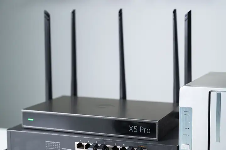 贝锐蒲公英X5 Pro开箱体验：分钟级异地组网，颠覆传统企业路由器_蒲公英x5pro异地组网-CSDN博客