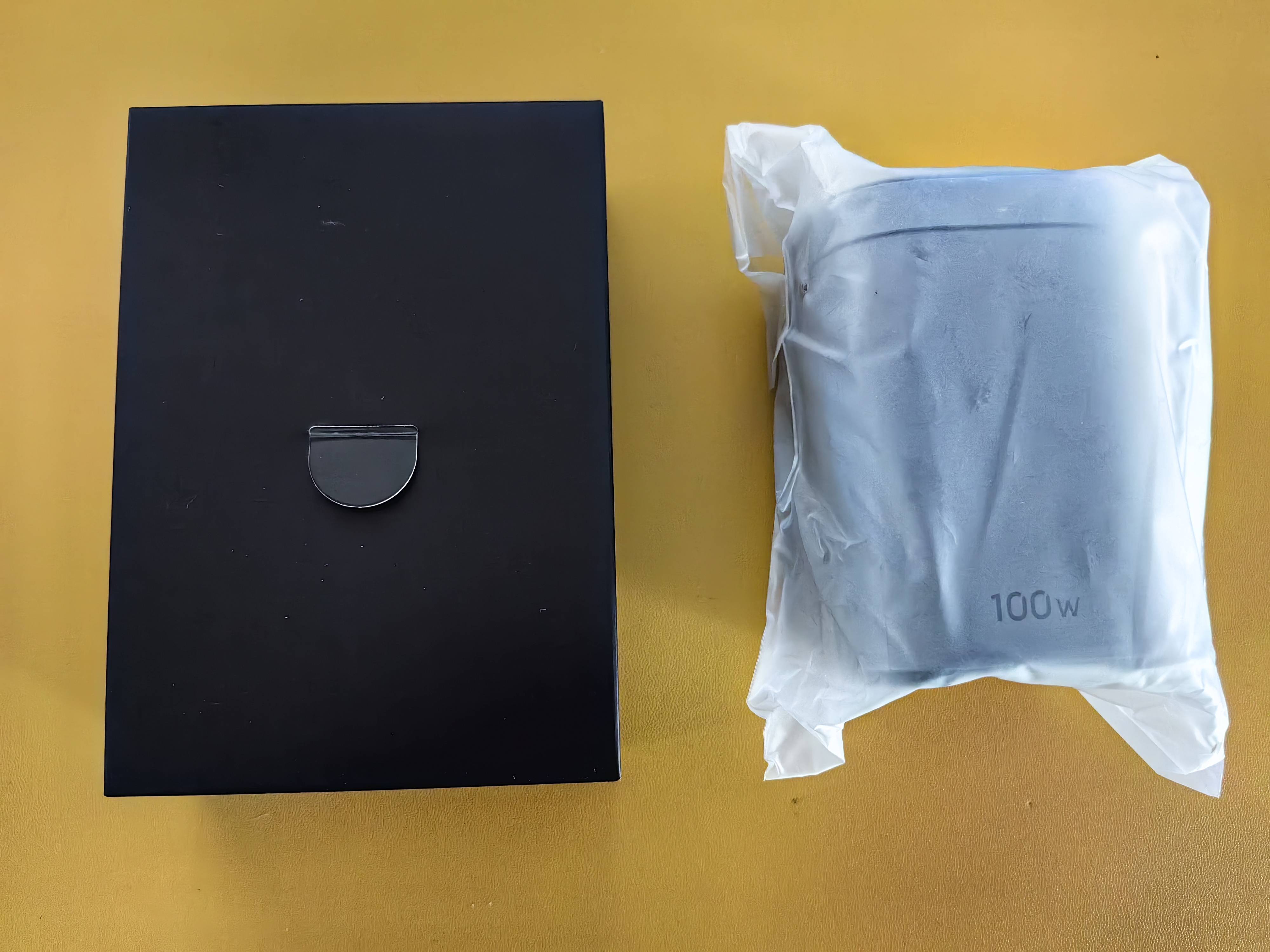 支持100W大功率，原装MagSafe磁吸快充 | 绿联二合一氮化镓桌面充电站使用报告_暗影精灵9 能否使用绿联100w-CSDN博客