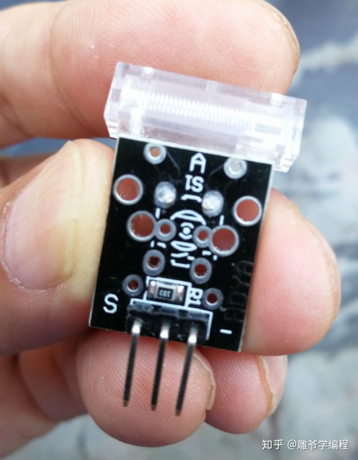 Arduino与风向传感器的接线「雕爷学编程」arduino动手做(10)——敲击传感器 Csdn博客