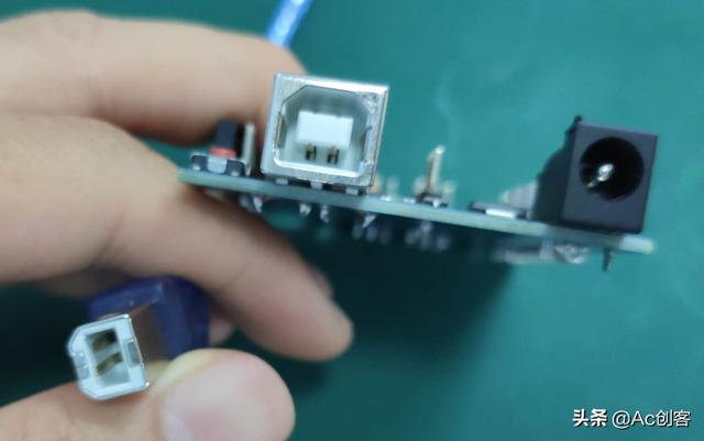 Arduino Usb串口驱动arduino实验1：uno板表白电脑，超简单的串口通讯实验 Csdn博客