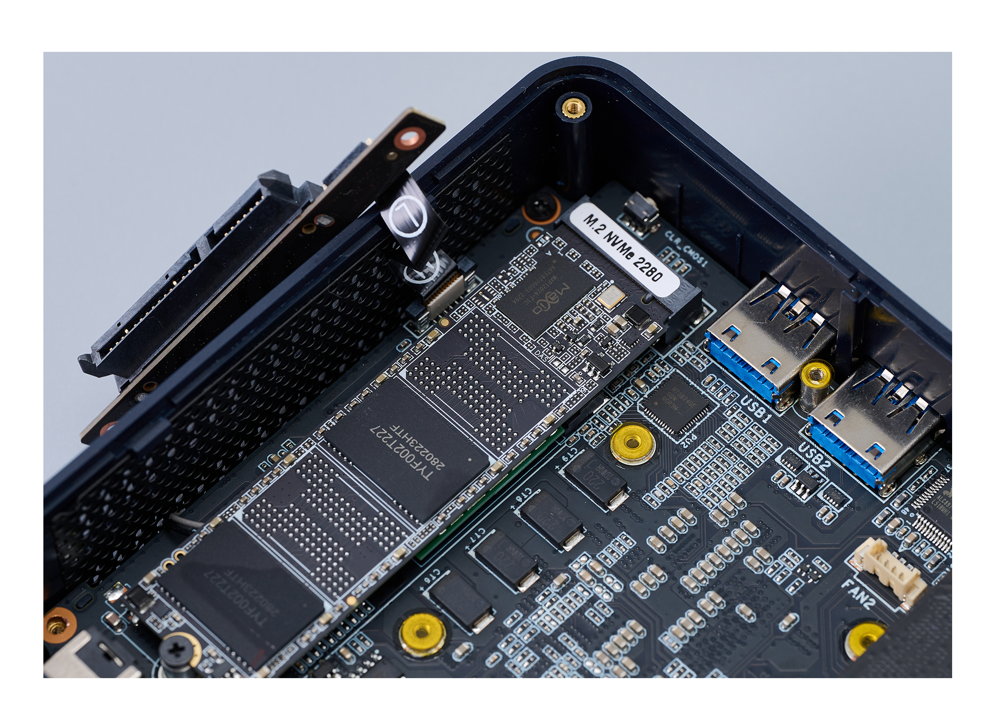 零刻EQ12系列迷你主机英特尔N100首发 搭配DDR5内存双2.5G网口_至本n100小主机可以换内寸条么-CSDN博客