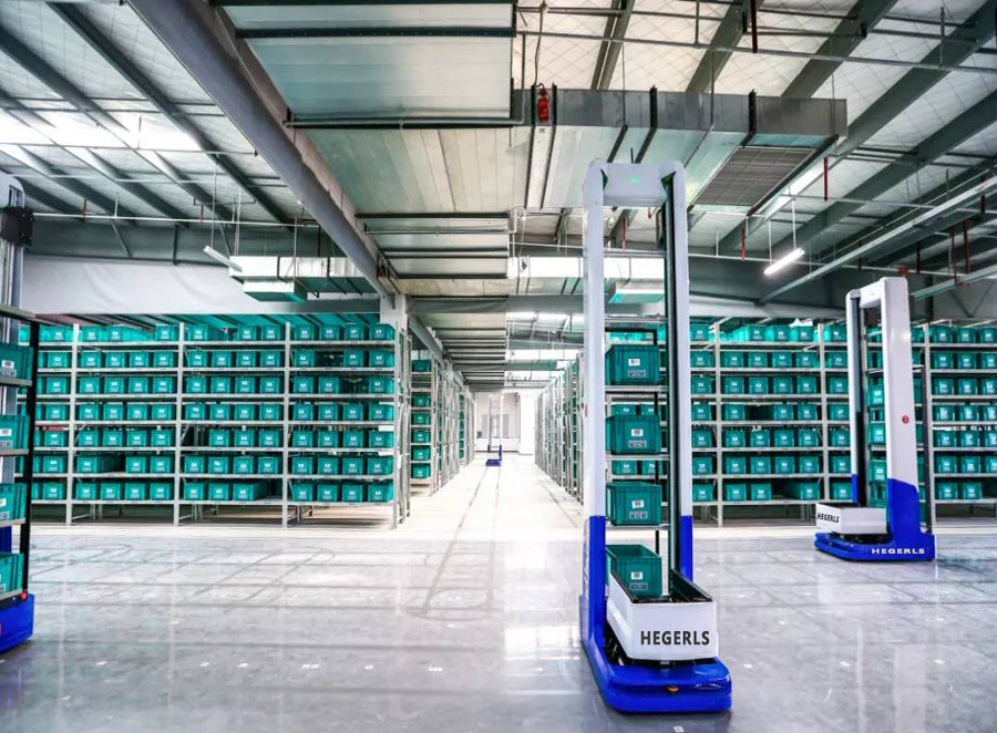工业用科技激光SLAM拣货潜伏式AGV多层料箱机器人｜海格里斯HEGERLS助你实现生产全自动化_激光slam加视觉agv-CSDN博客
