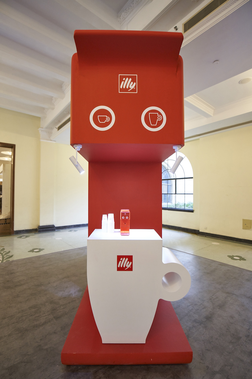 php orilly书,illy咖啡于“幸福月”期间在2019梦想生活方式展推出限时illy Caffè意利咖啡馆...-CSDN博客