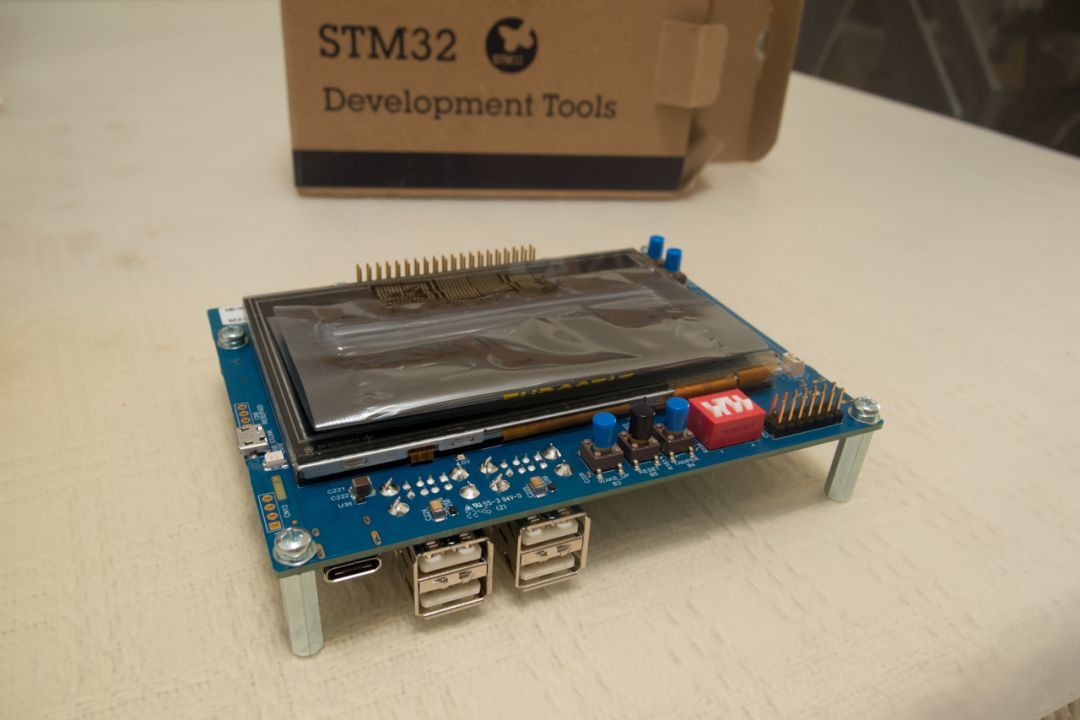 STM32MP1]【STM32MP135F-DK测评】兴奋的开箱帖_stm32mp135芯片原理图-CSDN博客