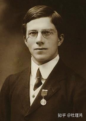 f分布的k阶矩_卡方分布的概率密度函数和它的一些衍生问题_我是一只萤火虫呀的博客-CSDN博客