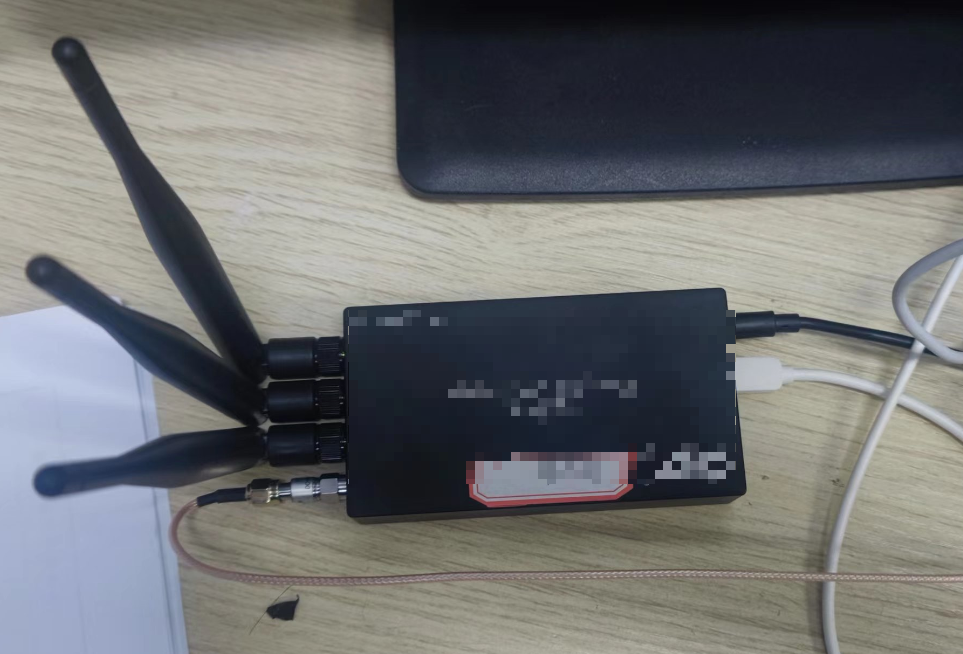 入门（一）PLUTOSDR开箱_pluto sdr-CSDN博客